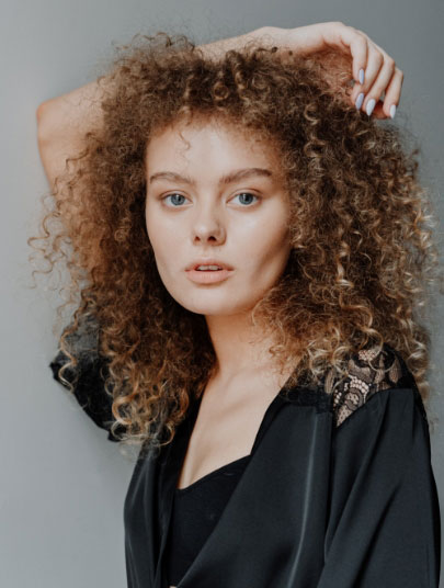 Meet The Team - DIVINETHREADS